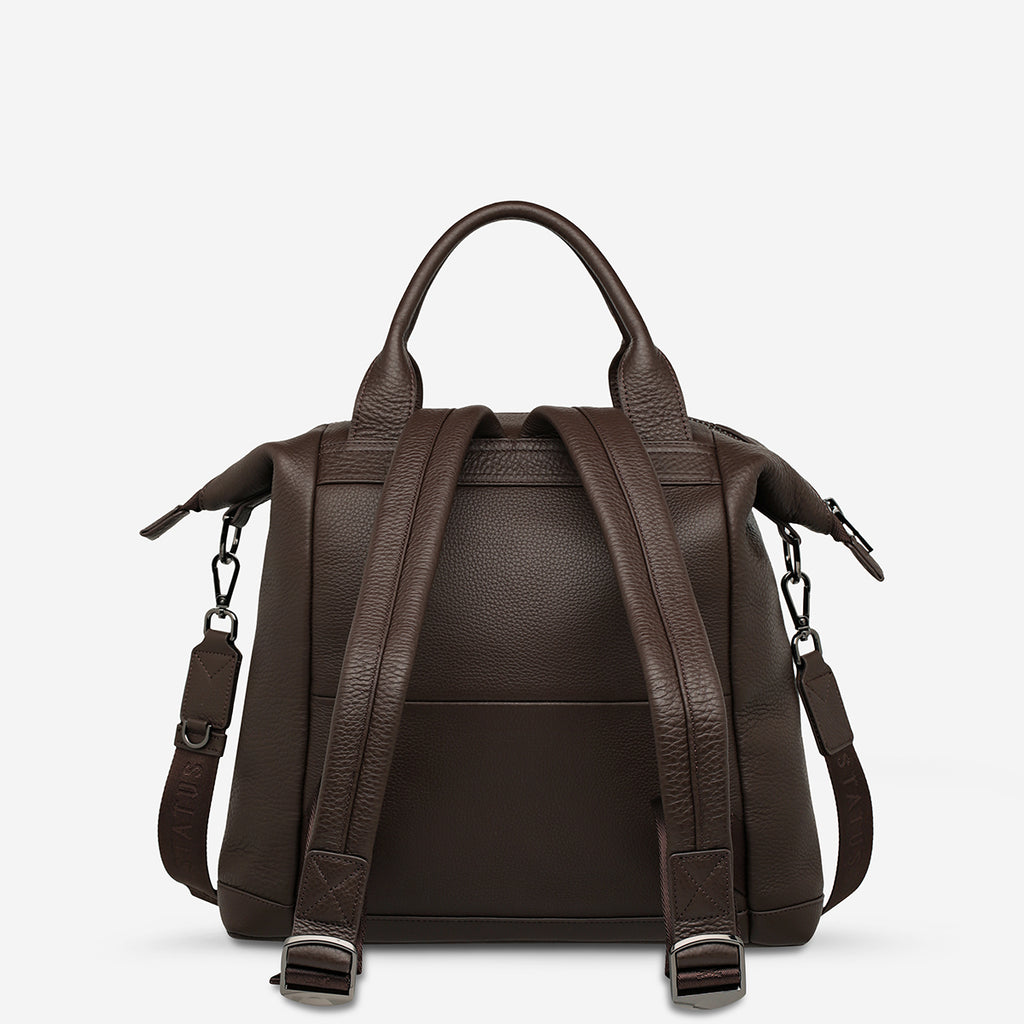 Mini Waves Cocoa Leather Backpack | Status Anxiety®
