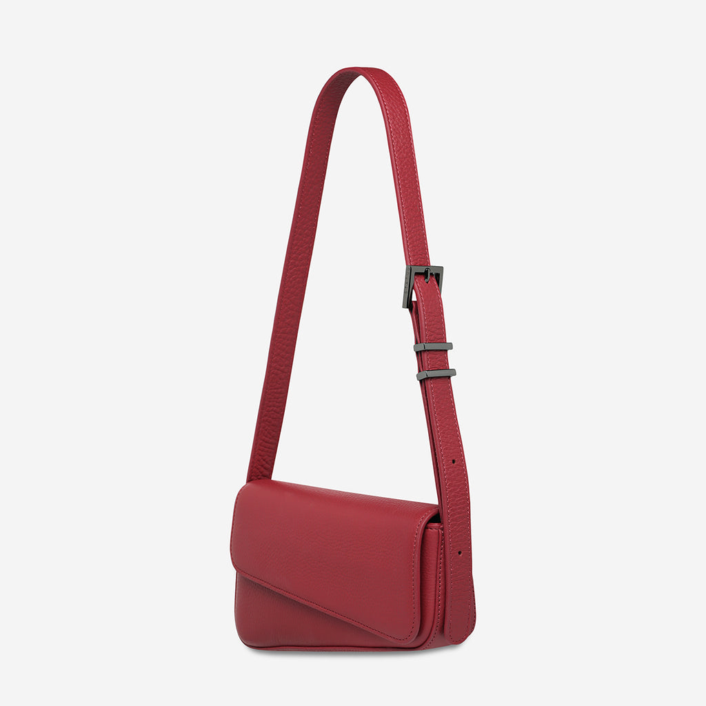 Overnight Obsession Women's Cocoa Leather Bag | Status Anxiety®